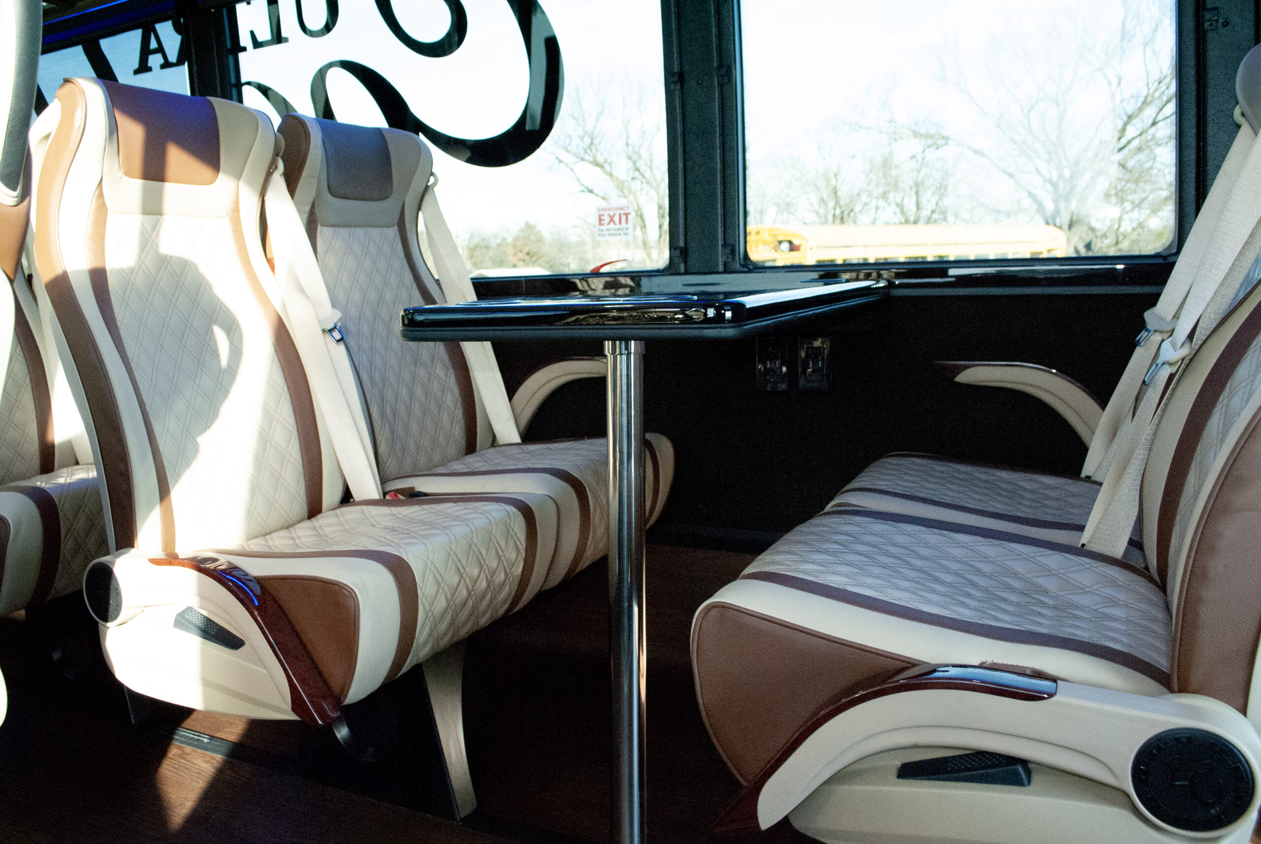 Ultra Coachliner SE 102 - National Bus Sales